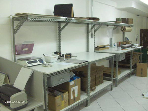 Conheça as Bancadas de Aço para o seu comércio! | Estanteria